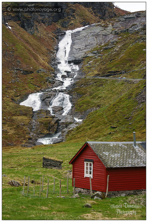 Route de Vik - Carnet de voyage en Norvège - Guide Photo